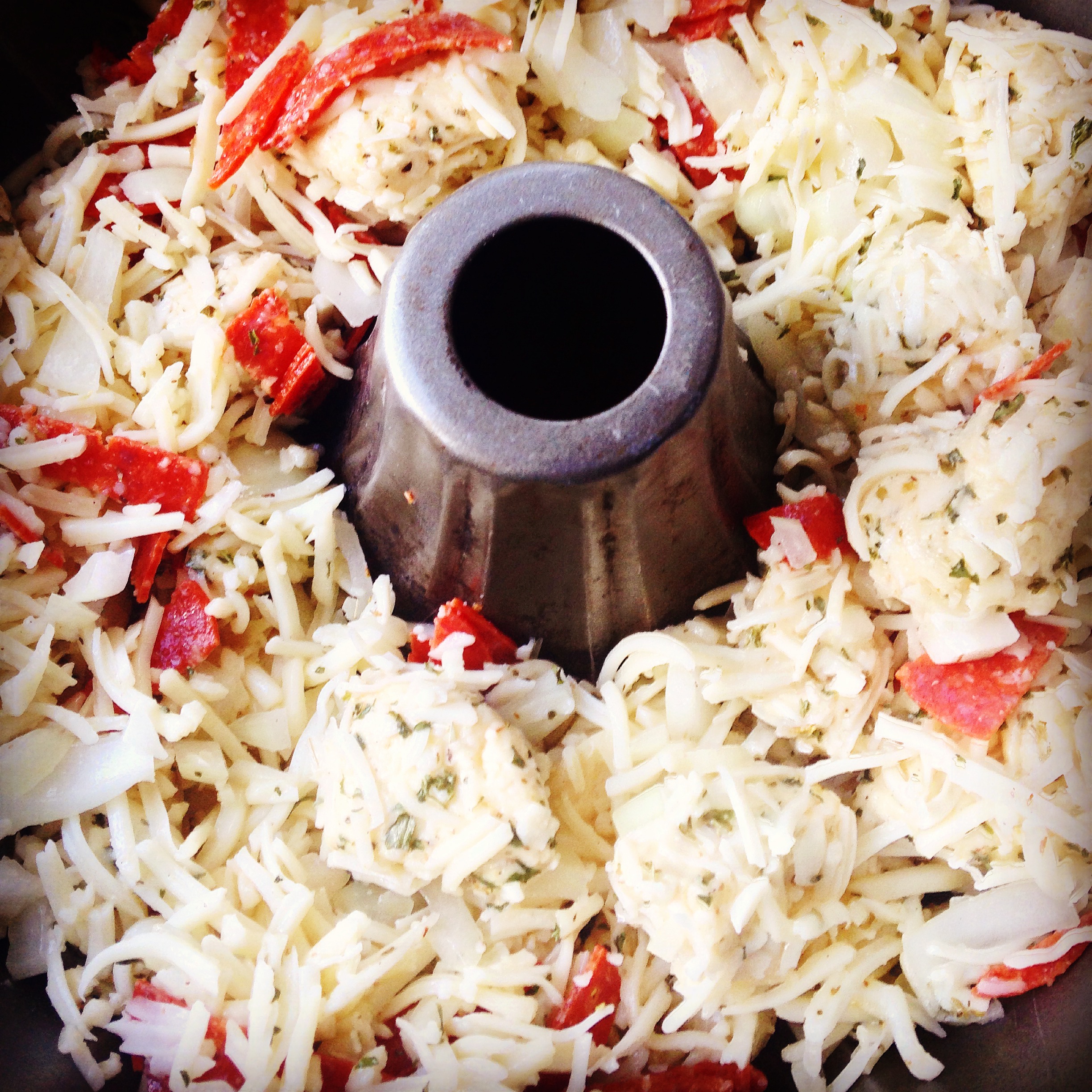 Pull Apart Pizza – Homemade Delish